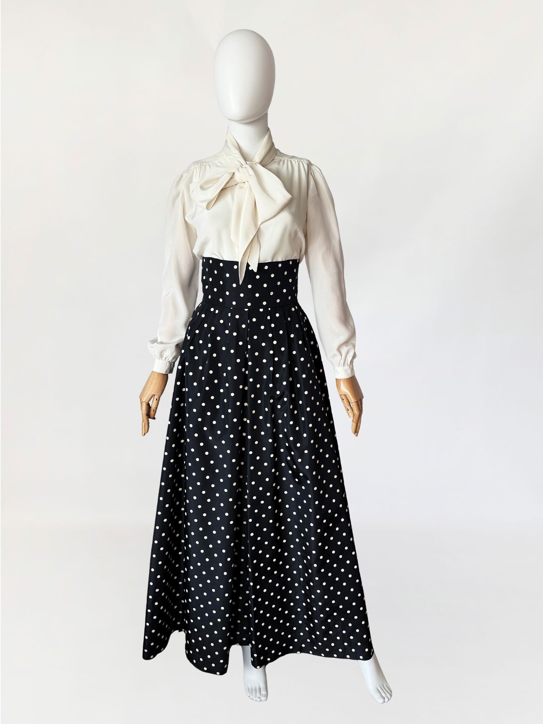 Rozłożysta maxi spódnica vintage w groszki Plethora vintage shop